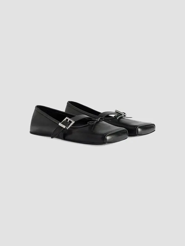 Balenciaga Bel Air Ballerinas