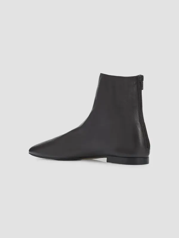 TOTEME Contour Leather Ankle Boots