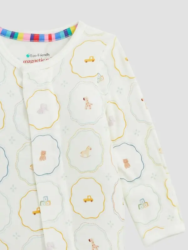 MAGNETIC ME Baby's Nursery Magic Toy-print Footie