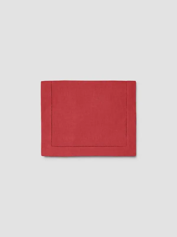 SFERRA Festival Square Linen Table Runner - Red