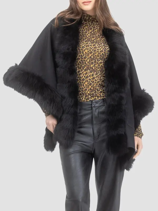 Gorski Reversible Cashmere And Wool Shawl