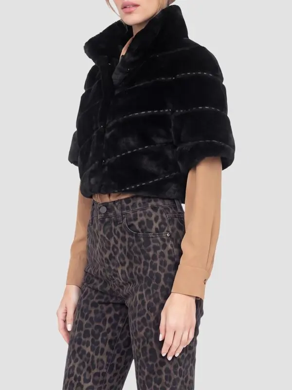 Gorski Select Shearling Lamb Diagonal Bolero With Cropped Sleeves - Black