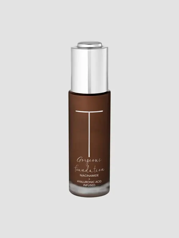 Trish Mcevoy Gorgeous Foundation - 14 Dn