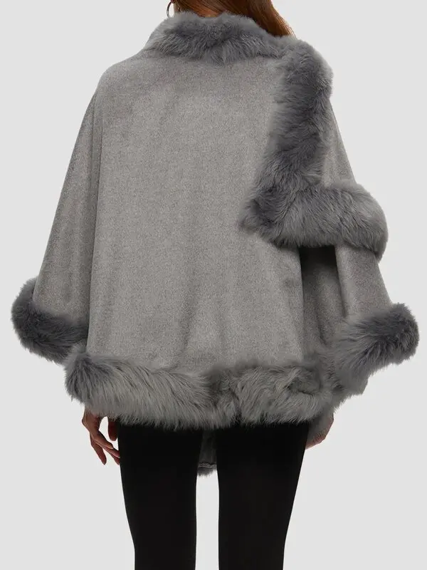 Gorski Select Cashmere Capelet With Merinillo Shearling Lamb Trim - Light Grey