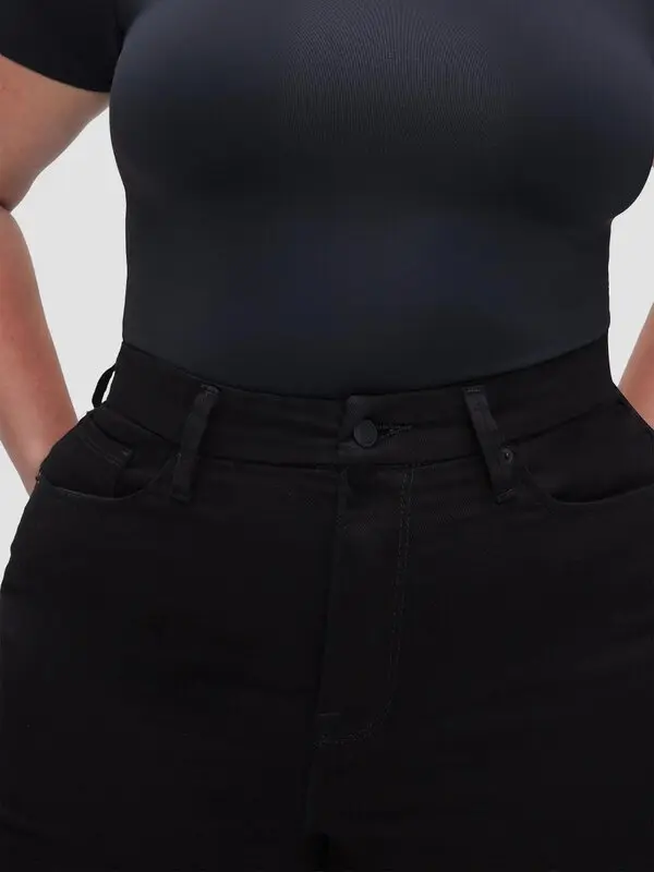 Good American Never Fades Good Legs Flare Jeans
