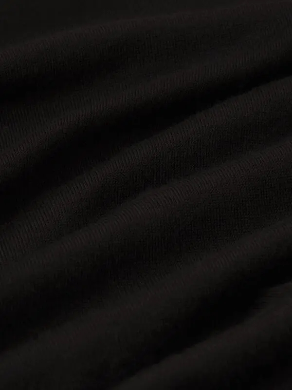 FRAME Fine Gauge Wool-cashmere V-neck Sweater