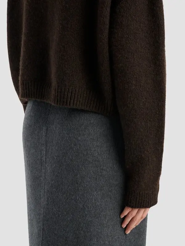 Khaite Marke Rib-knit Cashmere Mock-neck Sweater