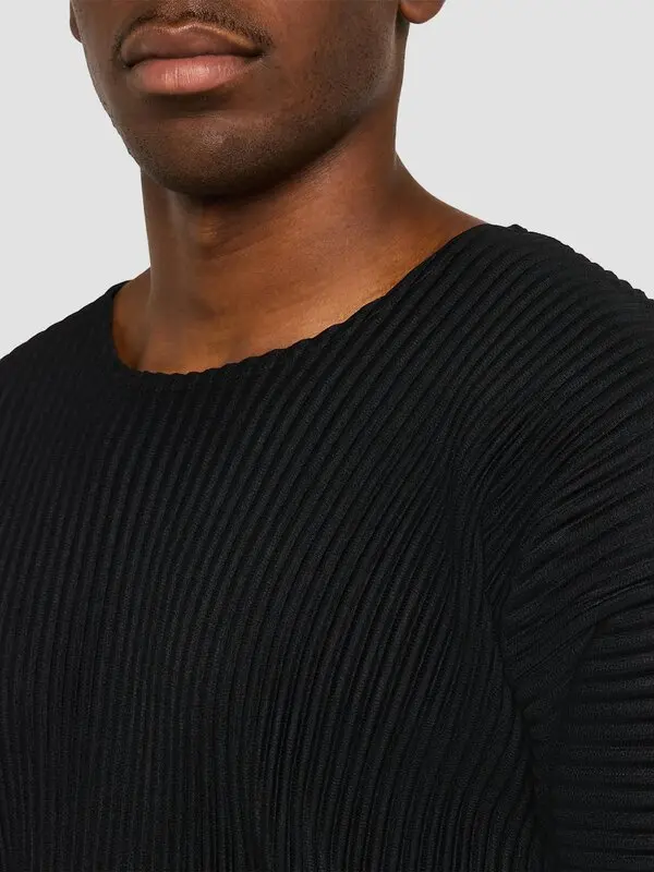 Issey Miyake Pleated Drop-shoulder T-shirt