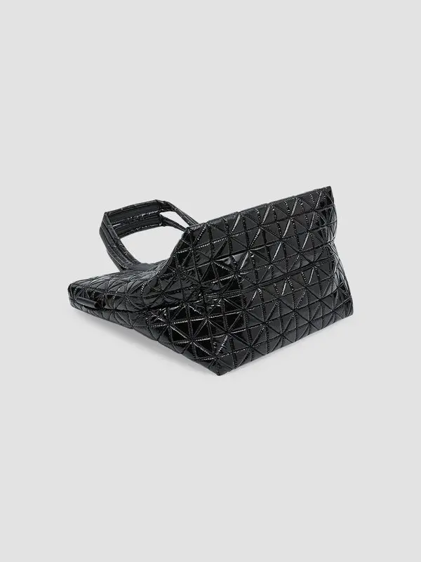 VEE COLLECTIVE Medium Vee Quilted Tote Bag