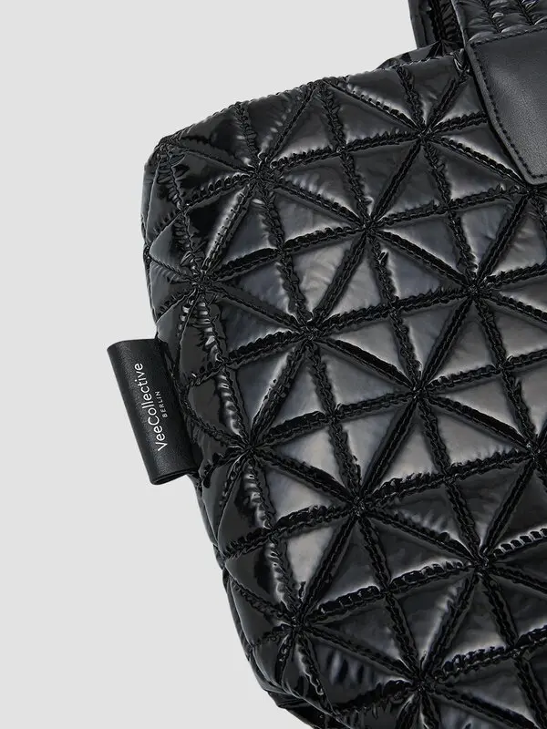 VEE COLLECTIVE Medium Vee Quilted Tote Bag