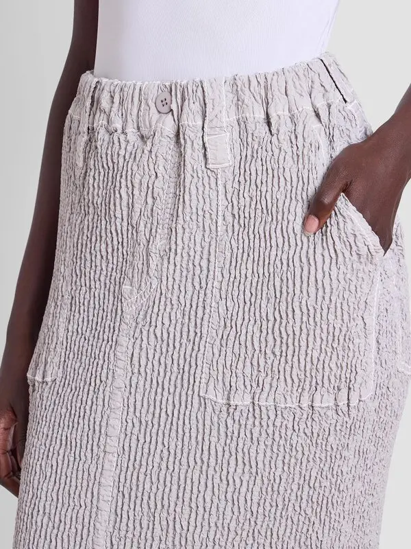 Issey Miyake Wavelet Ensemble Textured Pencil Midi Skirt - Light Gray