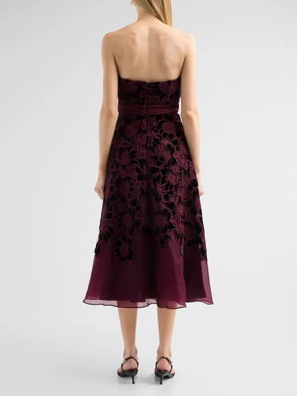 Badgley Mischka Guipure Lace Velvet Cocktail Dress
