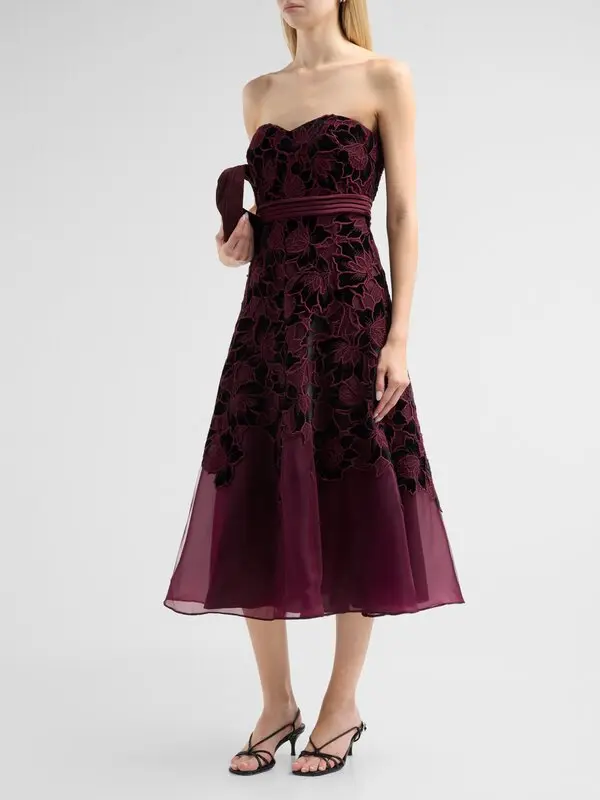 Badgley Mischka Guipure Lace Velvet Cocktail Dress