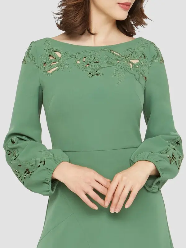 KAY UNGER Valentina Embroidered Stretch-crepe Fit & Flare Gown