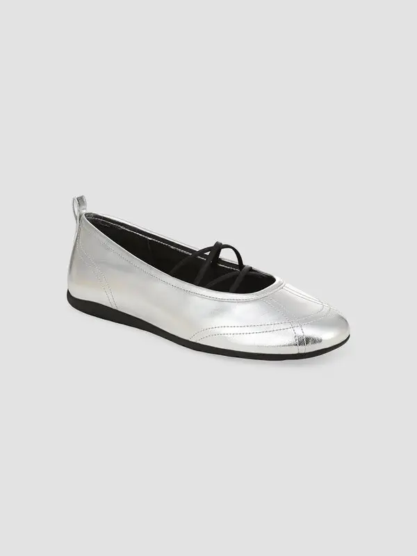 Vince Coralie Leather Ballet Flats