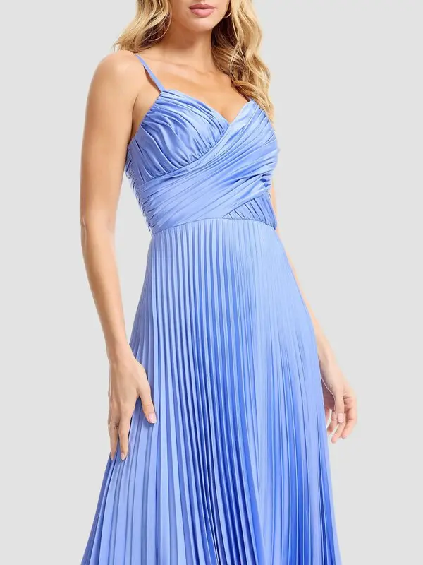 Dress The Population Aspen Pleated Gown - Sky