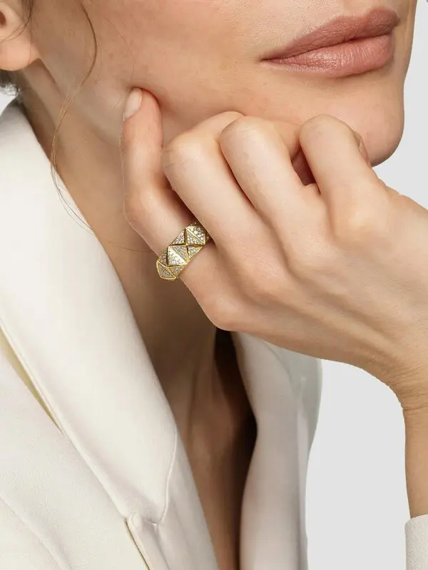 David Yurman Pyramid Band Ring In 18k Yellow Gold
