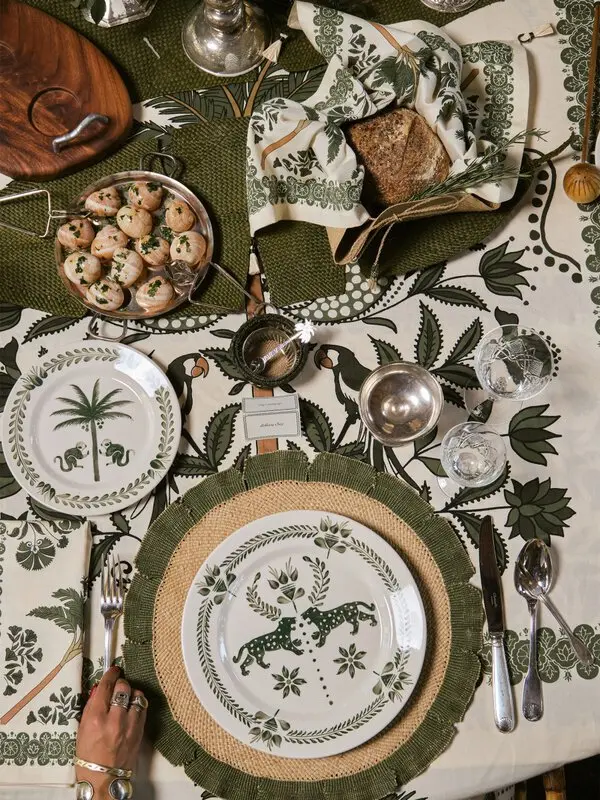 Johanna Ortiz Suzani Amazonico Napkins 4-piece Set