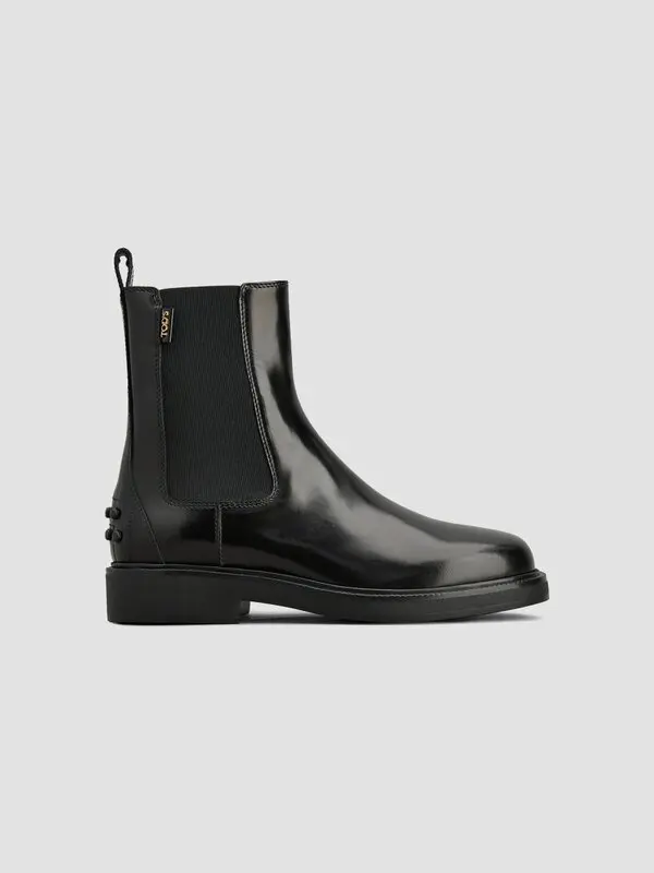 TOD'S Leather Chelsea Boots