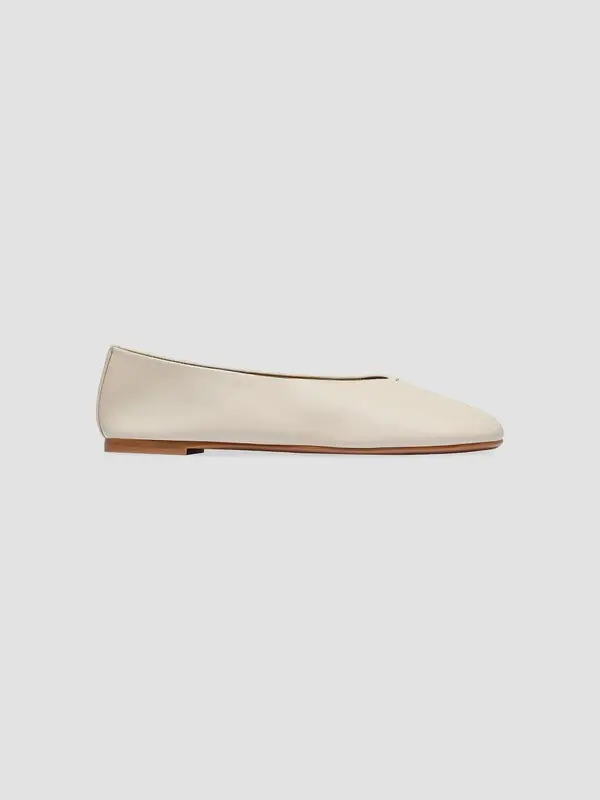 Bernardo Meredith Ballet Flats - Eggshell