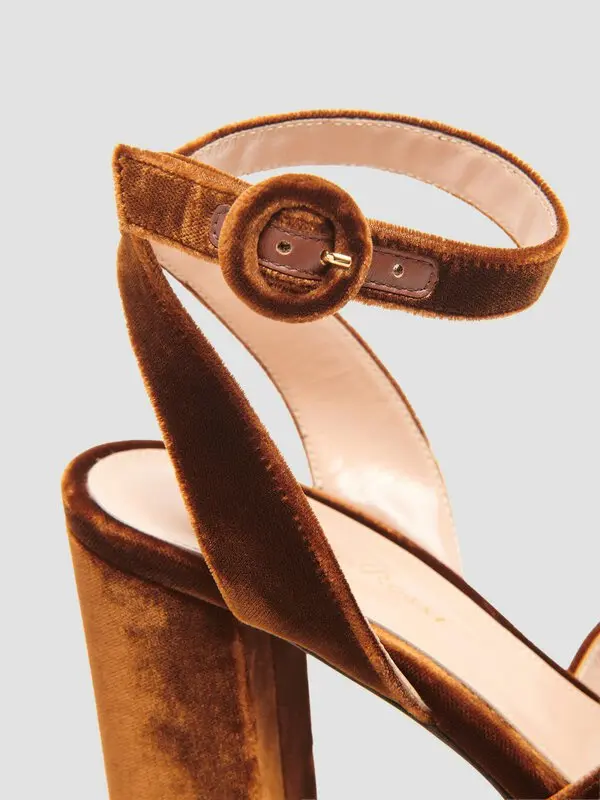 GIANVITO ROSSI Sabrina 70mm Platform Velvet Sandals