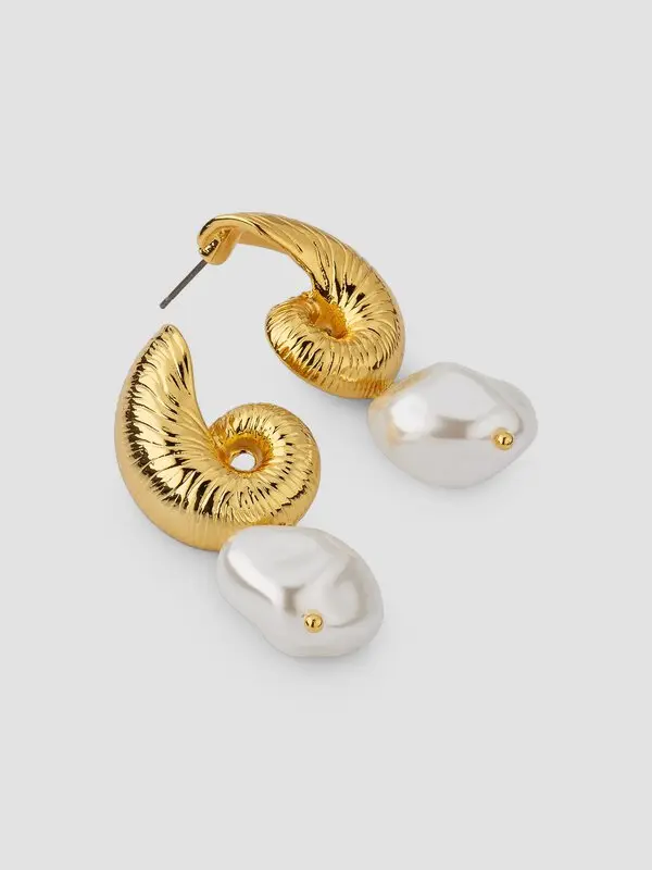 KENNETH JAY LANE Seashell Pearly Goldtone & Imitation Pearl Drop Earrings