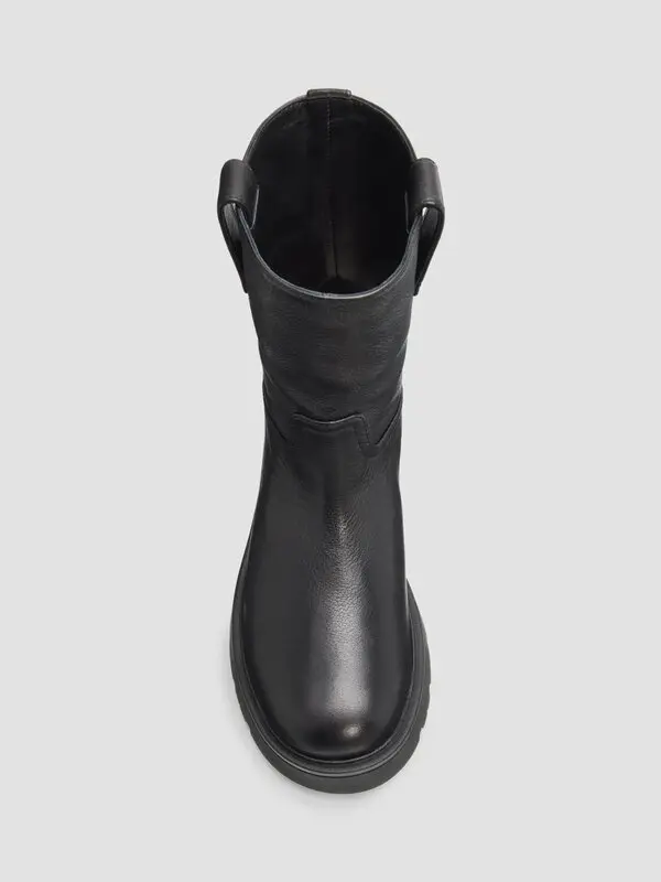 STUART WEITZMAN Ren Leather Lug Sole Boots