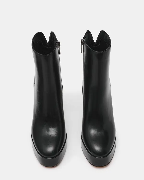 Steve Madden Lochlan Block Heel Booties