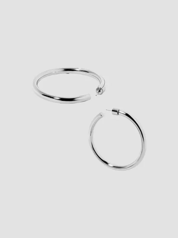 JENNIFER FISHER Lilly Huggie Earrings/23mm
