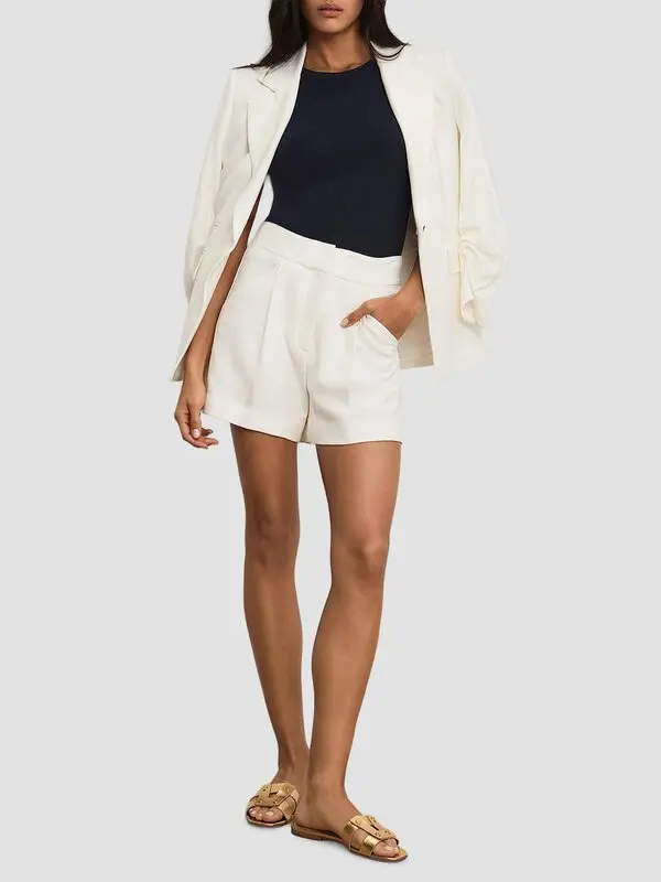 Veronica Beard Marbeau Pleated Shorts - Dove