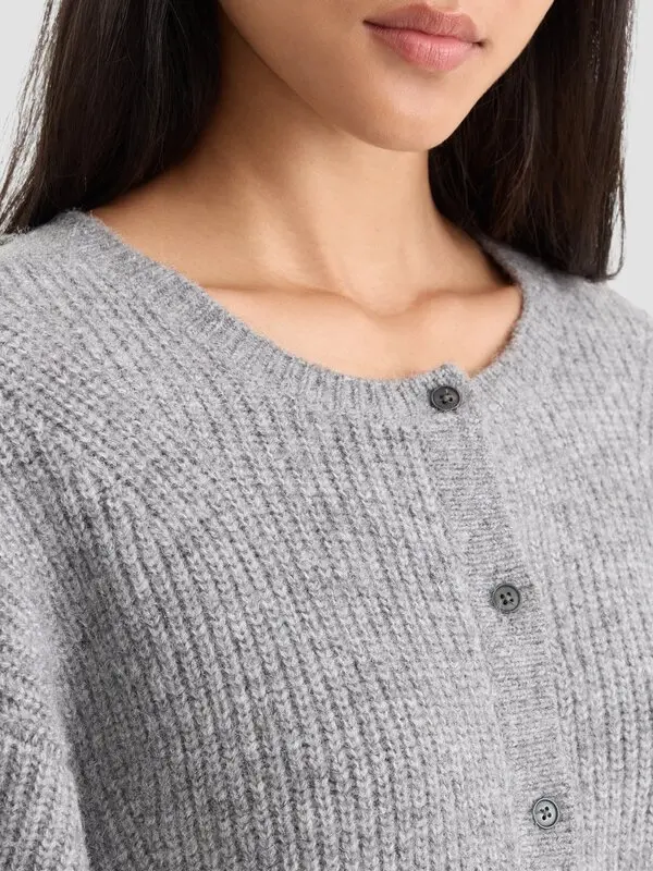 Good American The Chunky Knit Crop Cardigan - Heather Grey