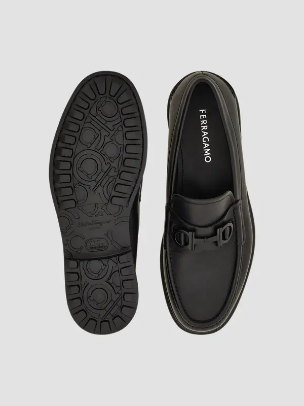 FERRAGAMO Tobias Gancini Leather Loafers - Nero