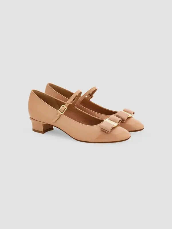 FERRAGAMO Vally Bow 30mm Patent Leather Mary Janes - Beige
