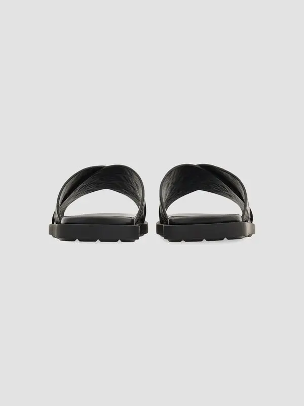 FERRAGAMO Brise Hug Leather Sandals