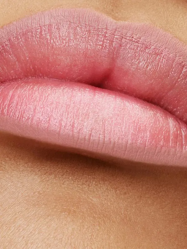 TOM FORD Runway Lip Pencil - Close Up