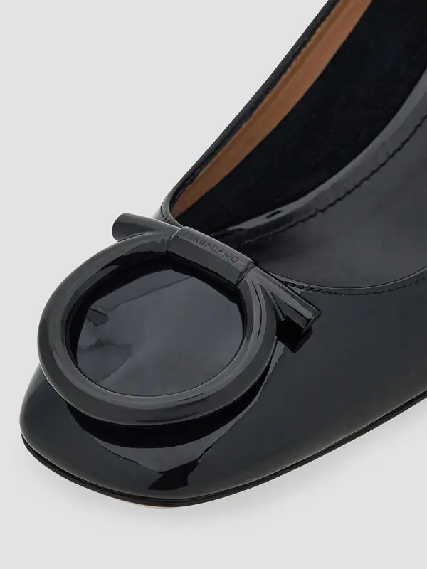 FERRAGAMO Mara 40mm Patent Leather Pumps