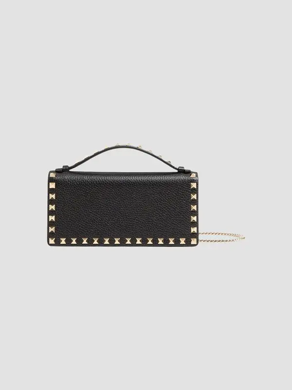 Valentino Garavani Rockstud Wallet With Chain In Grainy Calfskin - Black