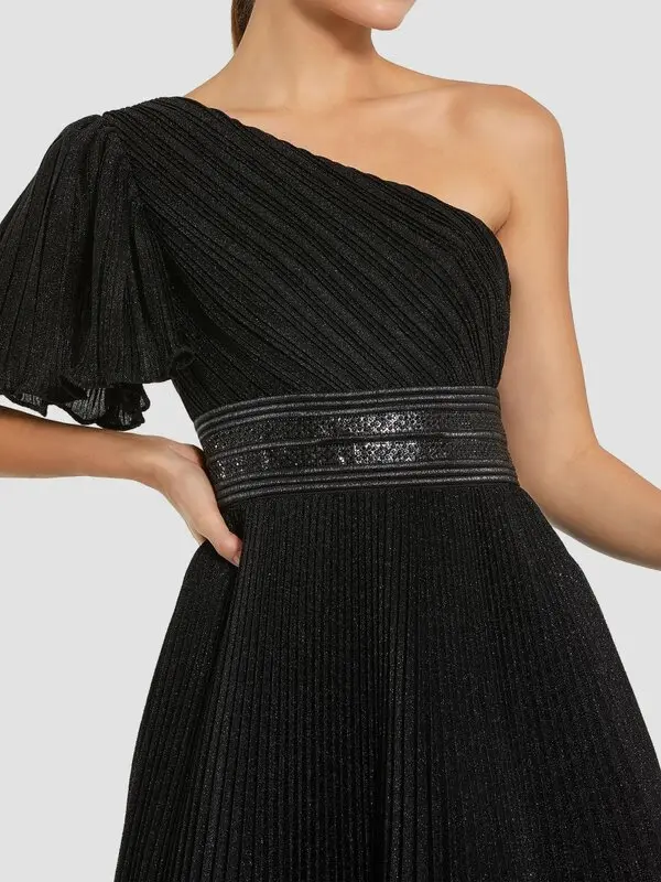 Mac Duggal Ieena 1 Pleated Georgette One-shoulder Gown