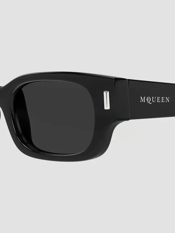 Alexander McQueen T-bar Rivet 50mm Rectagular Sunglasses