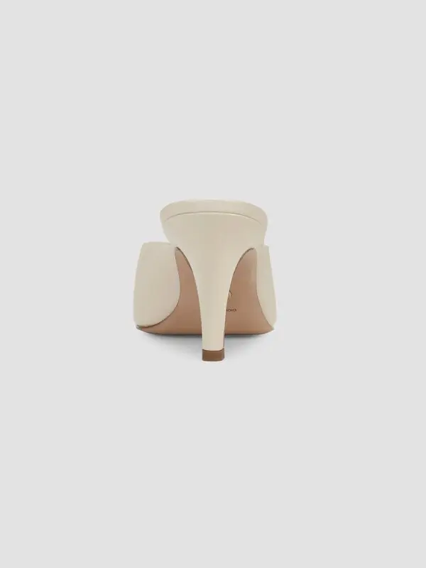 Veronica Beard Rochelle Cabochon 75mm Leather Mules