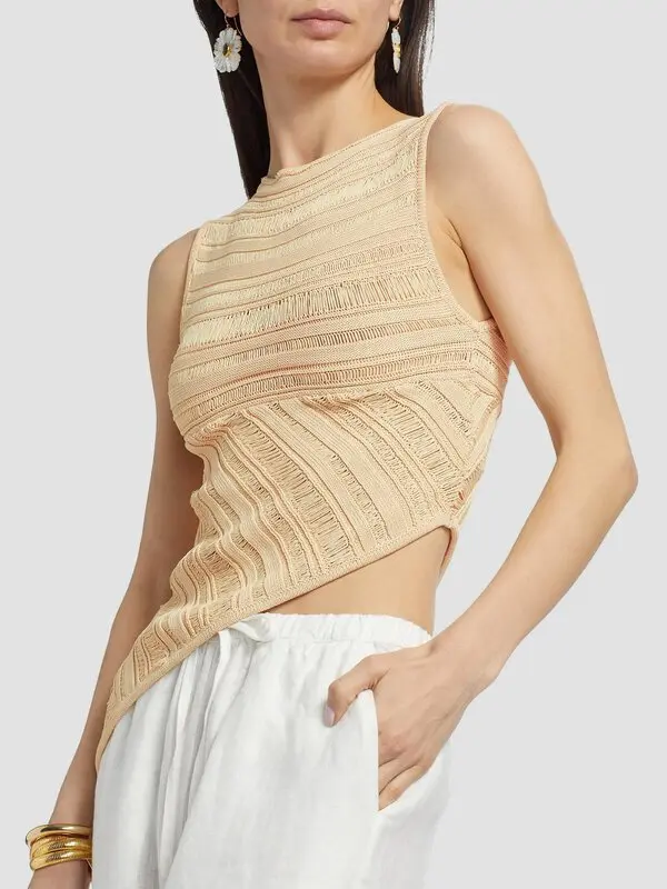 NONCHALANT LABEL Banks Asymmetric Top