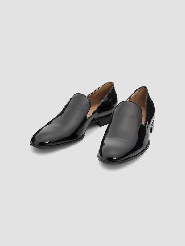 GIANVITO ROSSI Jean Vernice Patent Leather Loafers