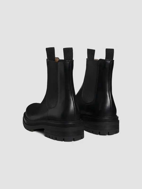 GIANVITO ROSSI Chester Leather Chelsea Boots