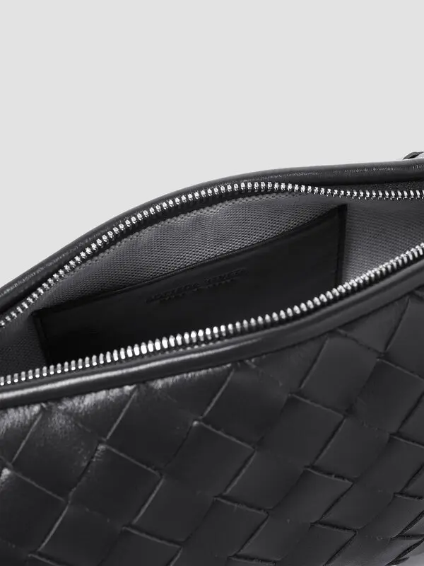 Bottega Veneta Traveler Intrecciato Leather Phone Pouch - Black Silver