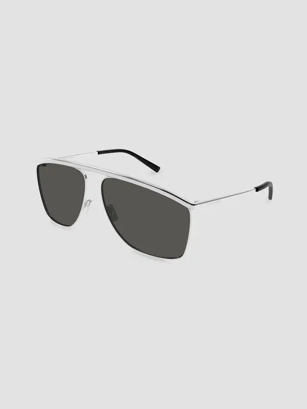 Saint Laurent Fashion Show Sl 820 Victoire 61mm Navigator Sunglasses - Silver
