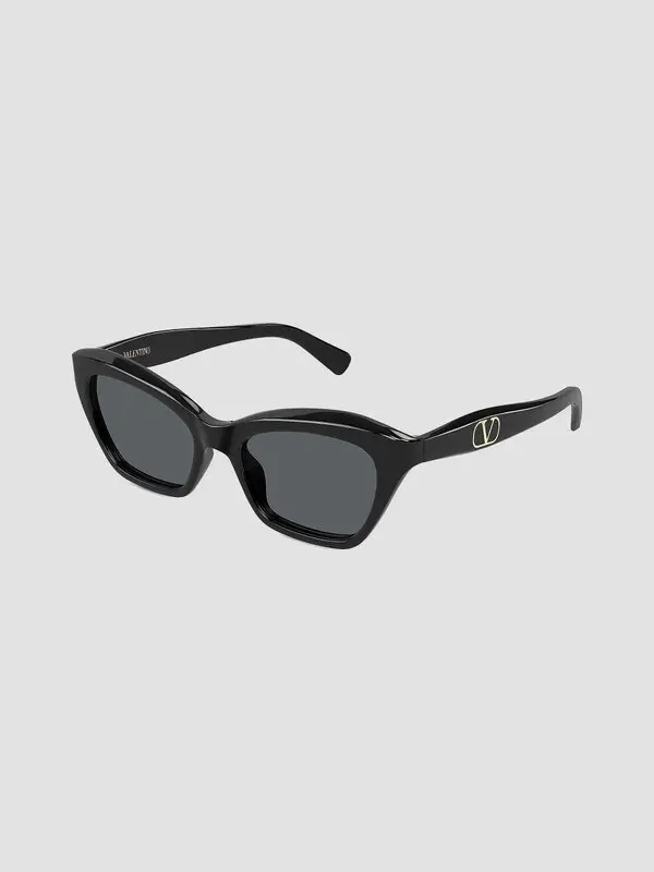 Valentino Garavani Dauphin 52mm Cat-eye Sunglasses - Black