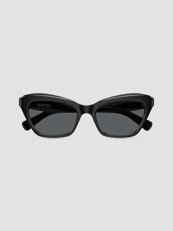 Valentino Garavani Dauphin 52mm Cat-eye Sunglasses - Black
