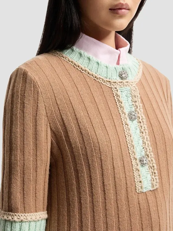 Moncler Crew Neck Sweater In Wool And Cashmere