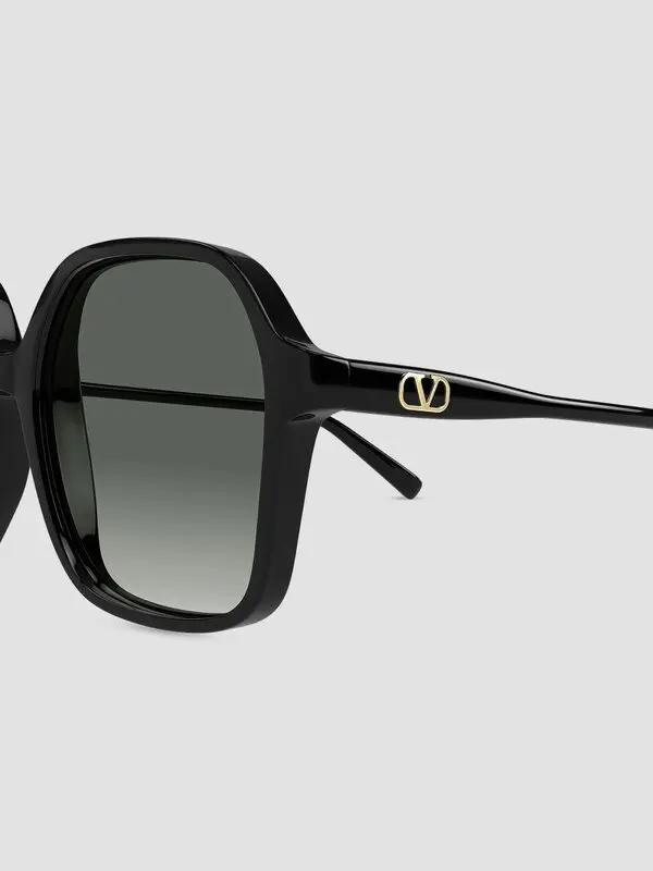 Valentino Garavani Light 58mm Square Sunglasses - Black