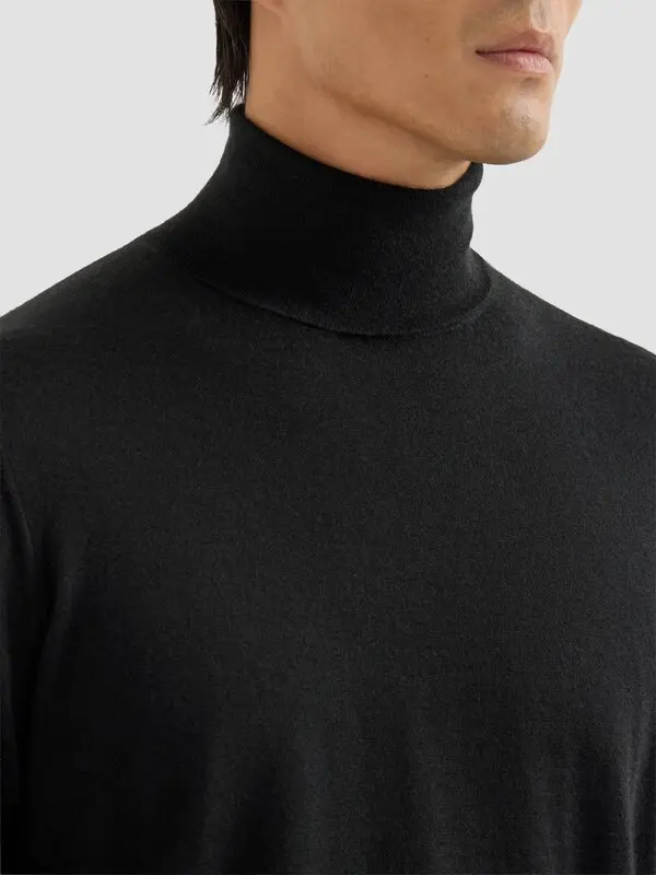 Brunello Cucinelli Cashmere And Silk Lightweight Turtleneck Sweater